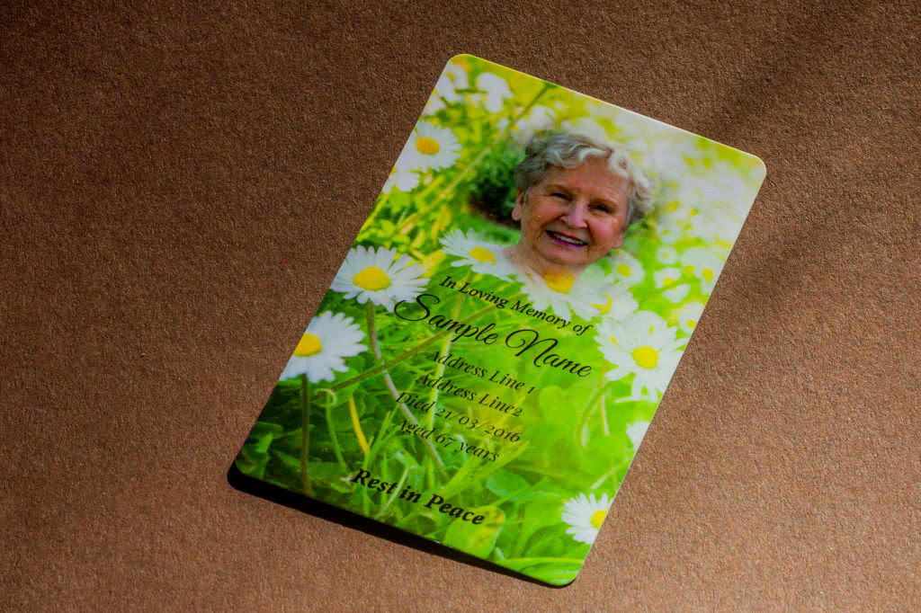 Wallet Memorial Card MPW-03 with feathered photo - Memorial Printers